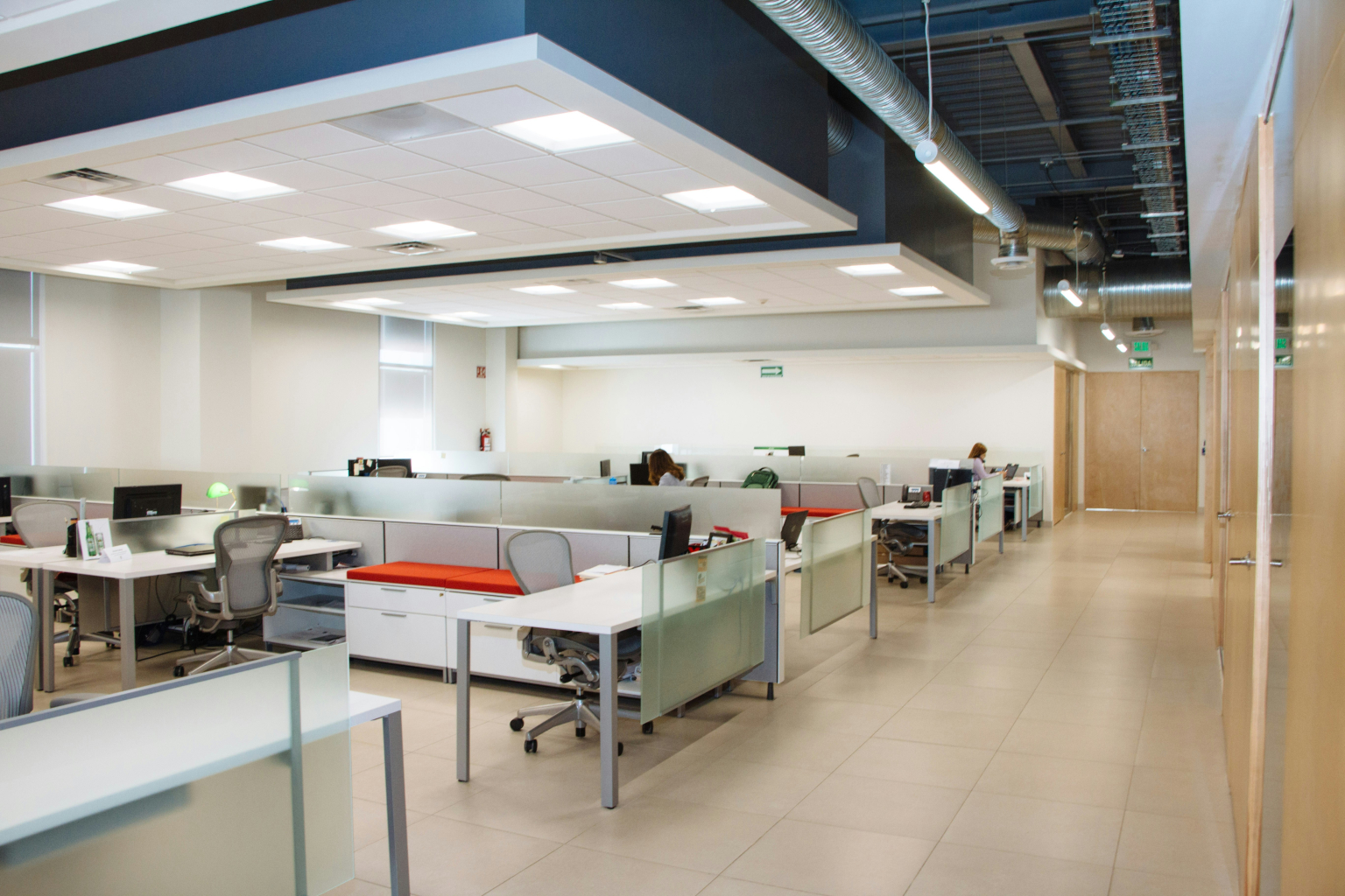 Maximising Office Space Efficiency with Expert Interior Fit Out Contractors